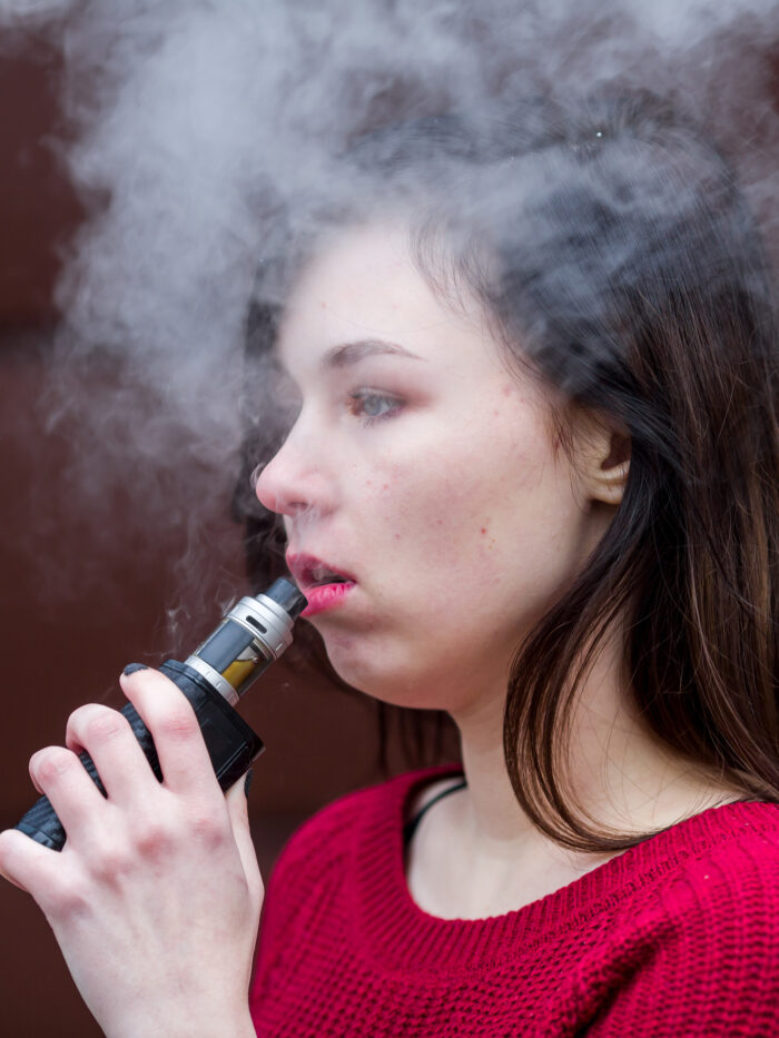 Teen advisers offer tips on avoiding peer pressure to vape